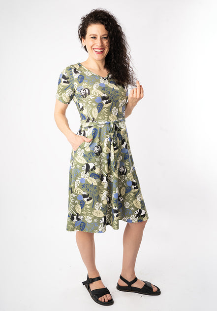 Kyra Conversational Pandas Print Dress – Popsy Clothing
