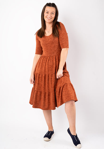 Becker Rust Brushed Marl Tiered Hem Dress – Popsy Clothing