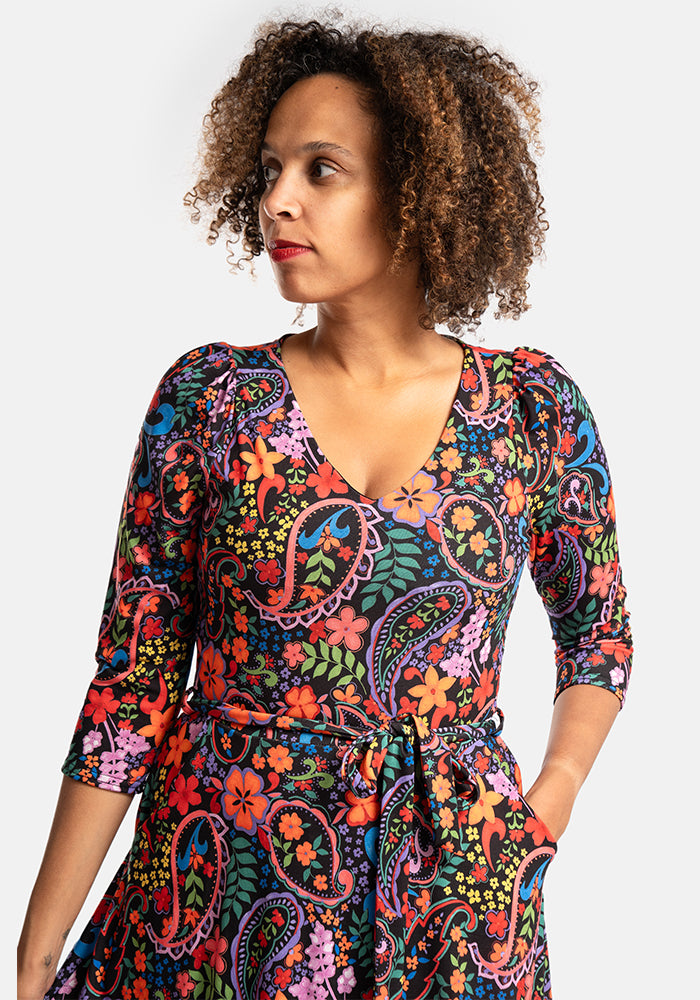 Daryl Colourful Paisley Print Tiered Hem Midi Dress – Popsy Clothing