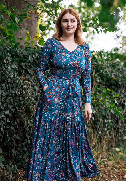 Julie-Ann Paisley Print Tiered Hem Viscose Midaxi Dress – Popsy Clothing