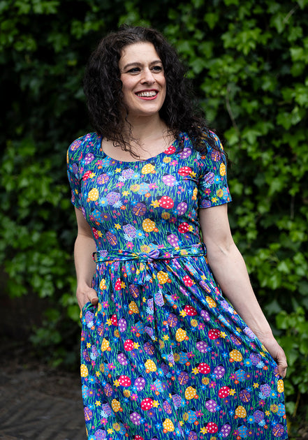 Lidie Pretty Ladybird Print Dress – Popsy Clothing