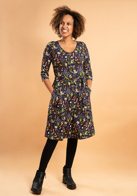 Raye Fairy Garden Print Viscose Dress – Popsy Clothing
