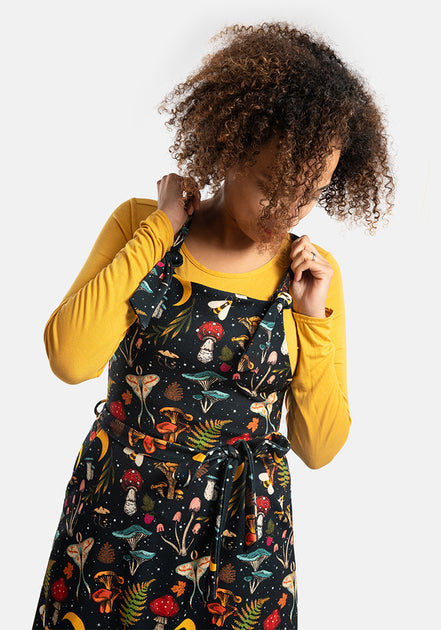 Tamar Woodland Mushroom Print Pinafore – Popsy Clothing