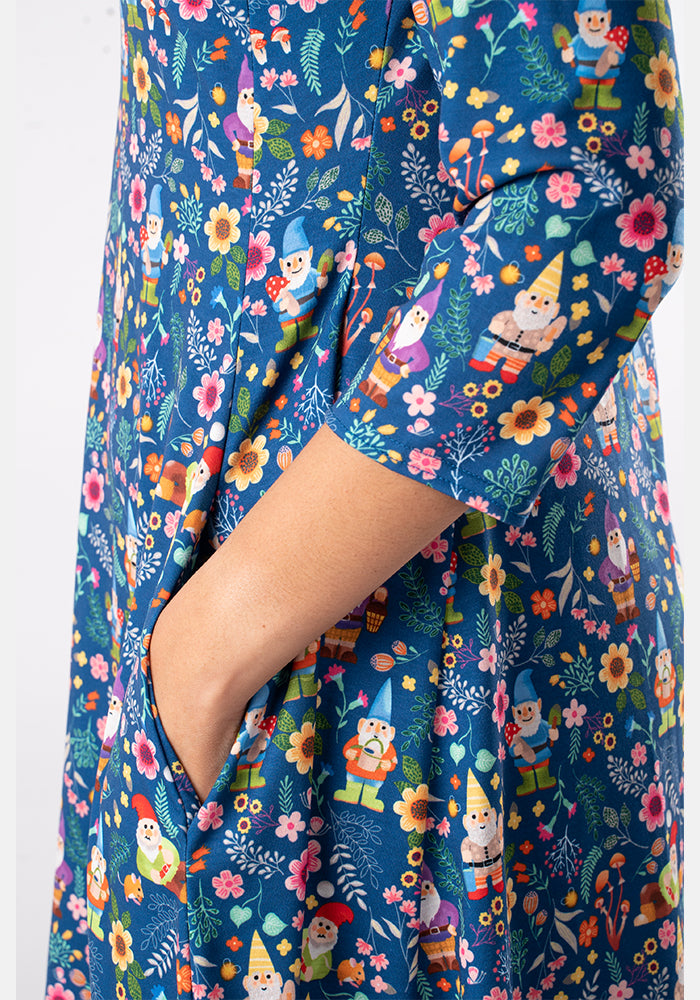 Adan Garden Gnome Print Trapeze Dress – Popsy Clothing